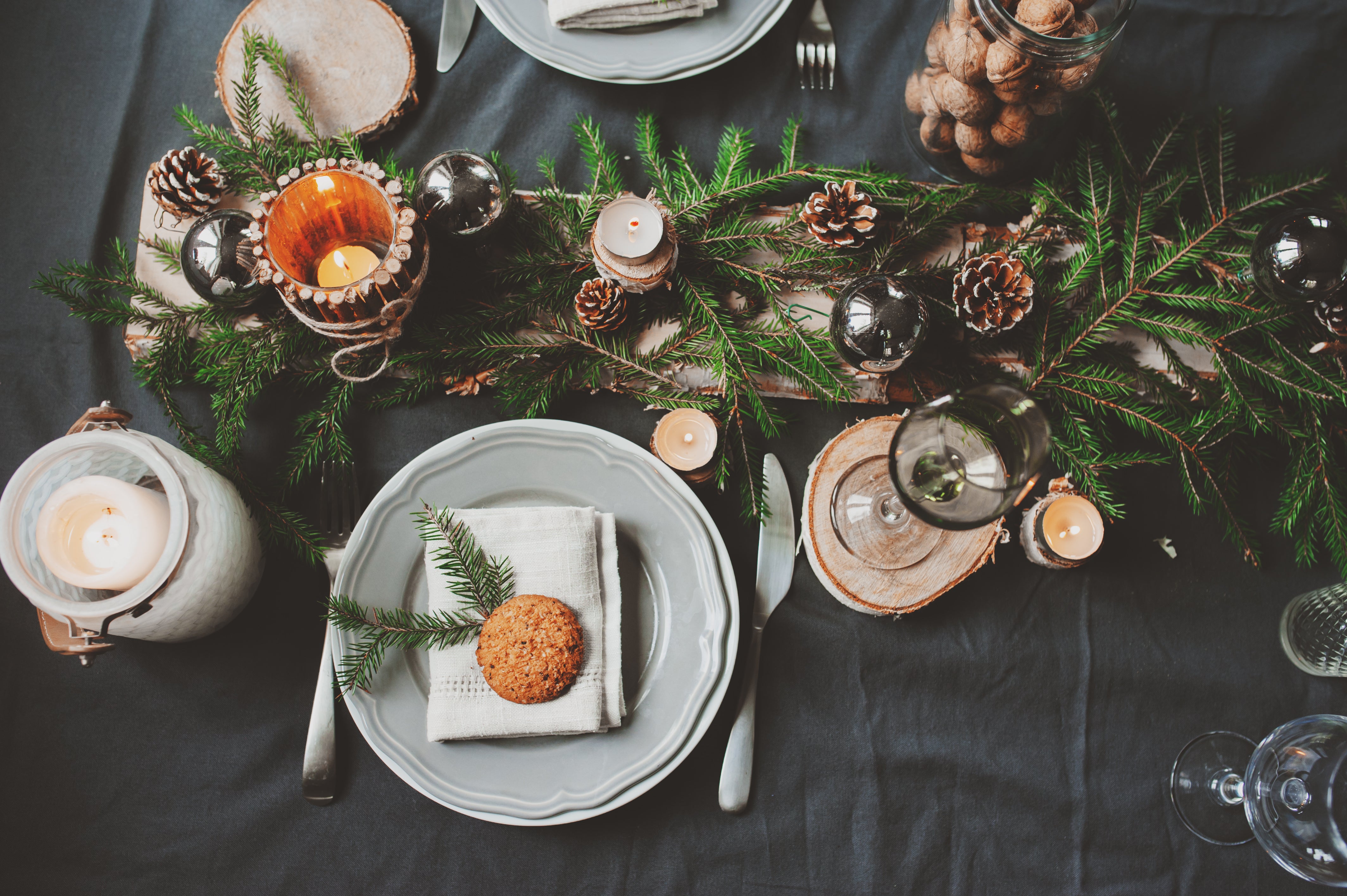 Tablescaping: Top 5 Tips on the Art of Tablescaping – The Hosts Pantry